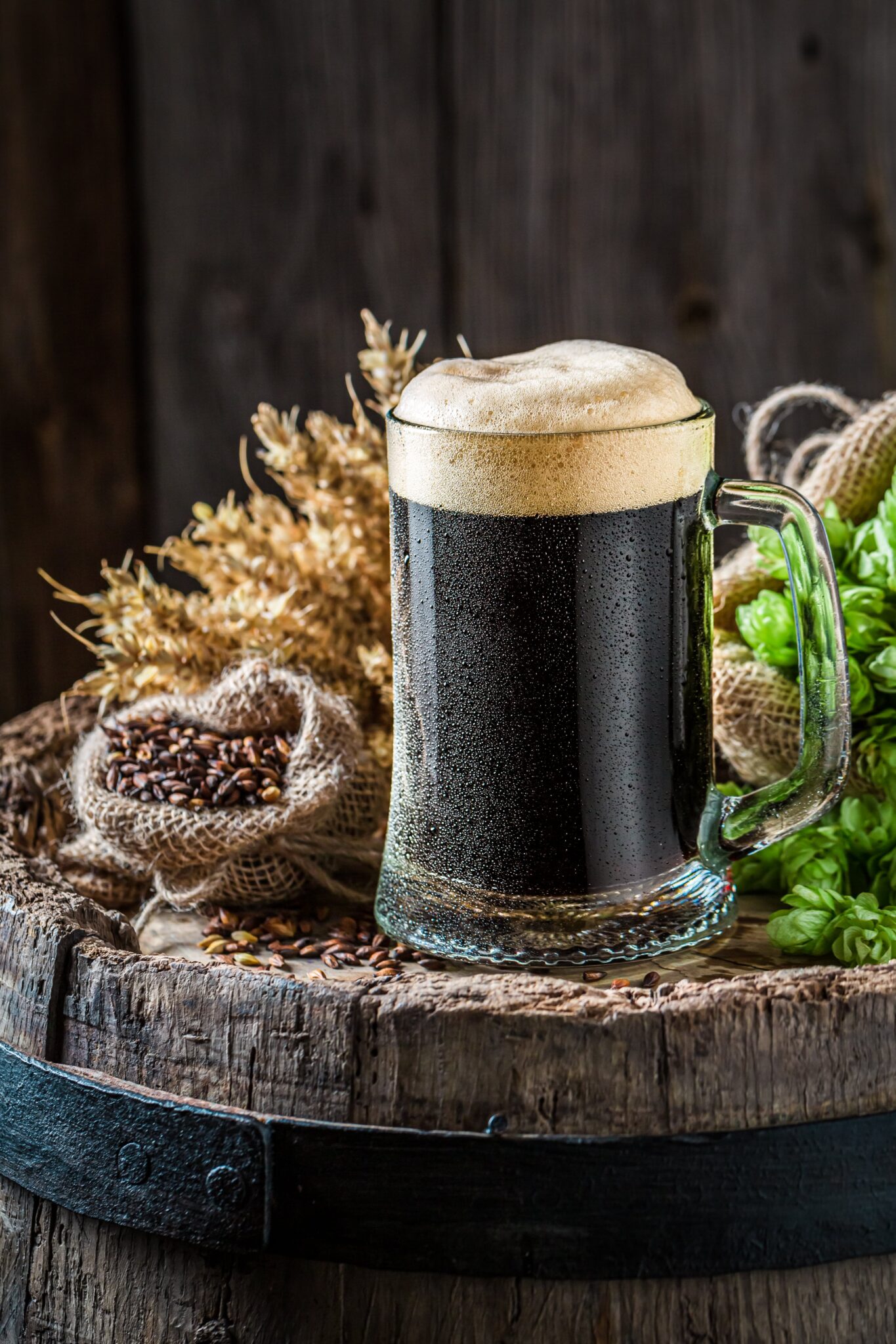Stout 101! A Complete Guide To Dark And Creamy Beer